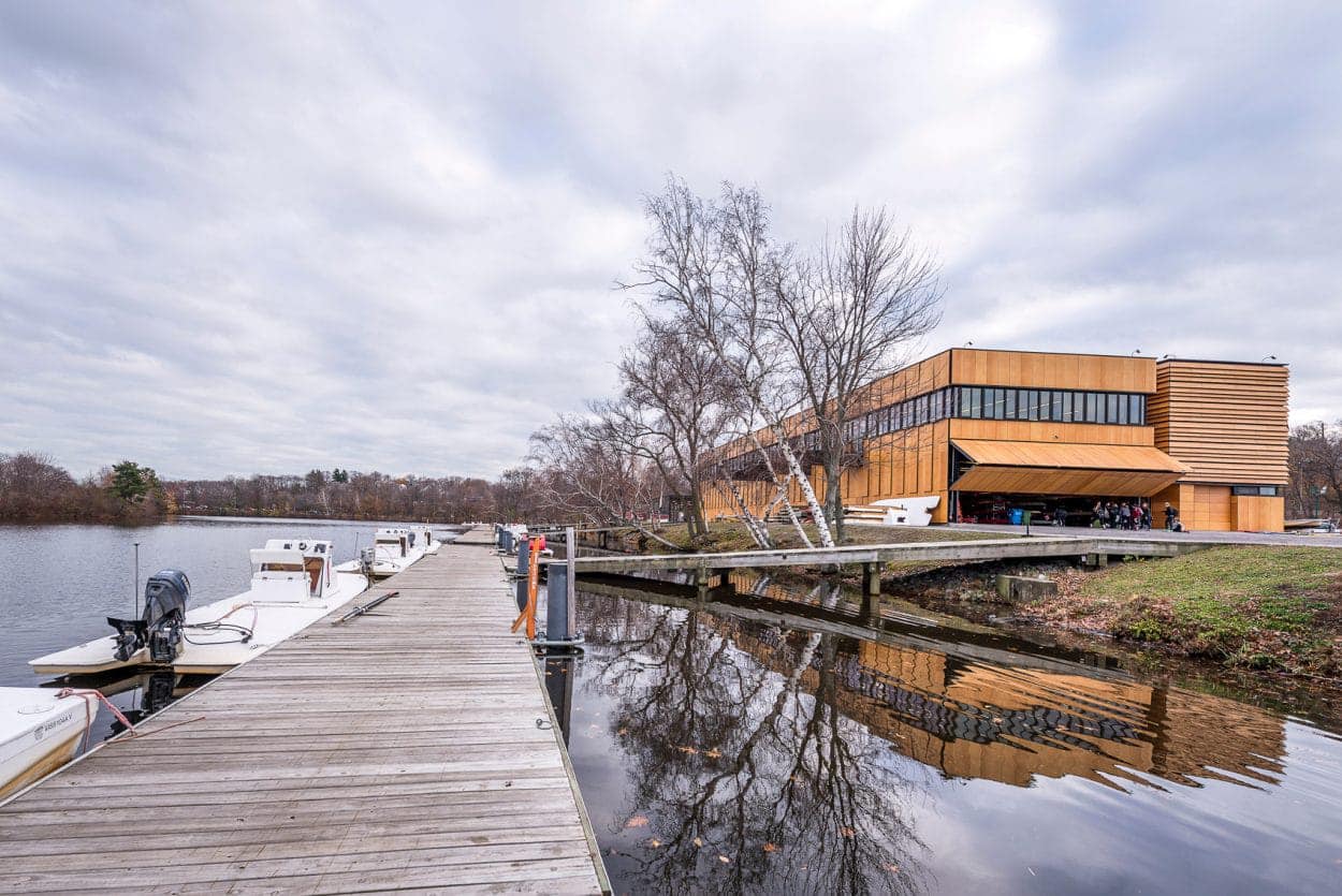 Top Project: Community Rowing Boathouse โรงเก็บเรือที่ชุบชีวิตย่านที่ ...